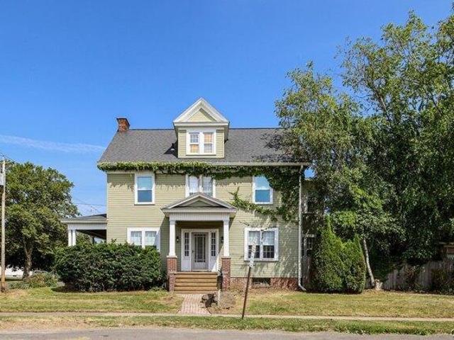 house with 4 bedroom, Syracuse NY ES104922270