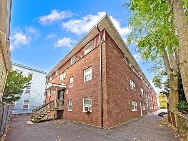 house with 55 bedroom, Lynn MA ES103931214