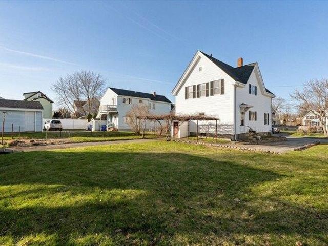 house with 5 bedroom, Taunton MA DLS102315330