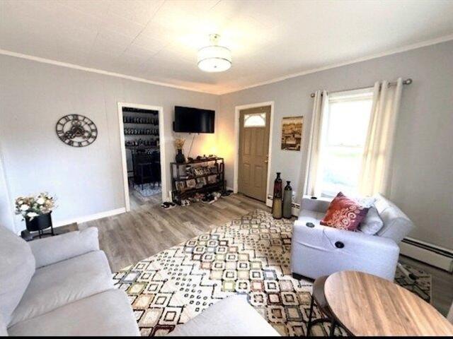house with 5 bedroom, Taunton MA ES104075404