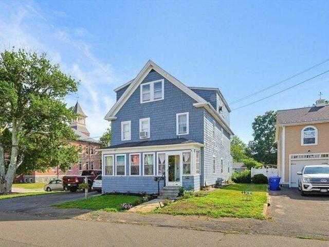 house with 5 bedroom, Taunton MA ES104808060