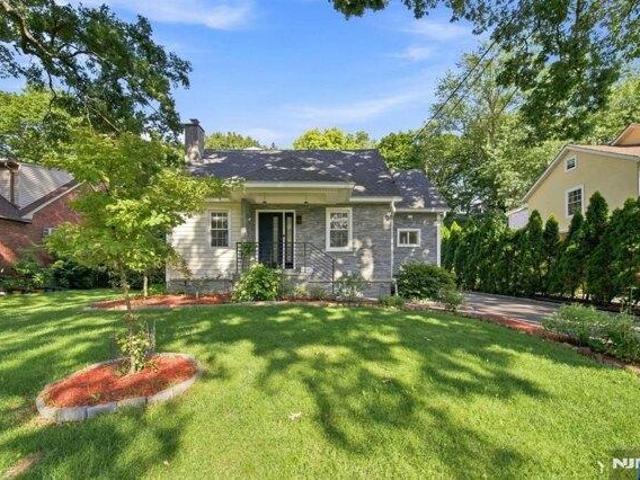 house with 5 bedroom, Tenafly NJ ES105231716