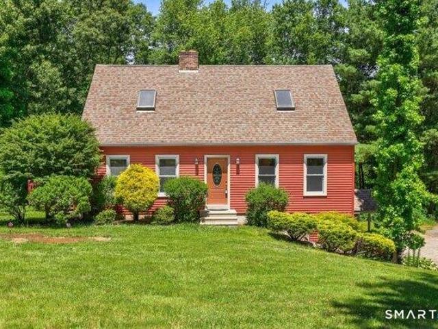house with 5 bedroom, Thompson CT ES104266676