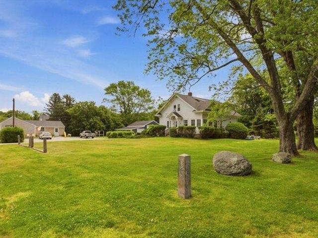 house with 5 bedroom, Tiverton RI DS104042832