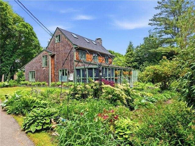 house with 5 bedroom, Tiverton RI DS104407020
