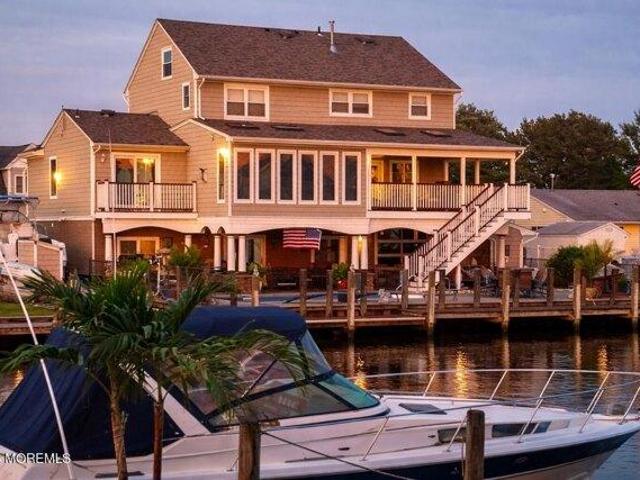 house with 5 bedroom, Toms River NJ DLS101657148
