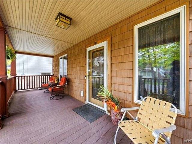 house with 5 bedroom, Tonawanda NY ES103624215