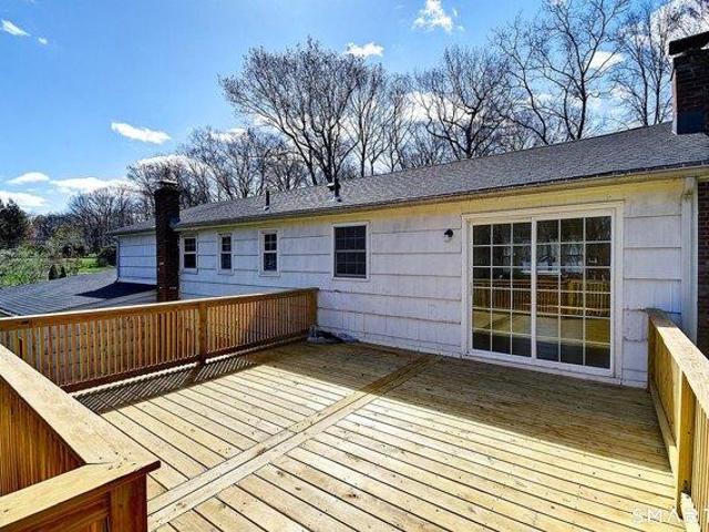 house with 5 bedroom, Tolland CT DS102562019