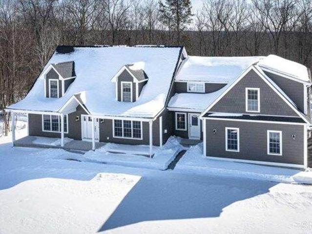 house with 5 bedroom, Tolland CT DS103097312
