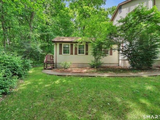house with 5 bedroom, Tolland CT ES104113581