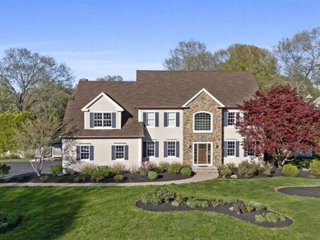 house with 5 bedroom, Topsfield MA ES105116232