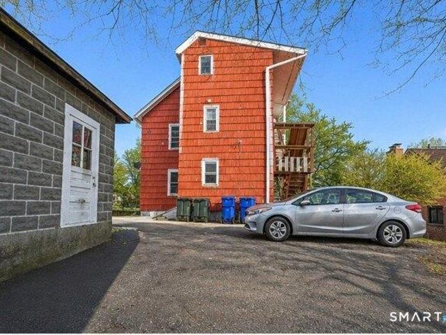 house with 5 bedroom, Torrington CT ES104298146