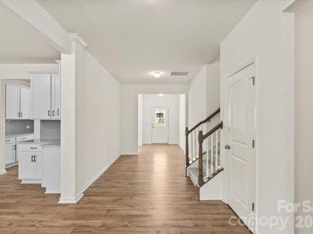 house with 5 bedroom, Troutman NC ES104898647