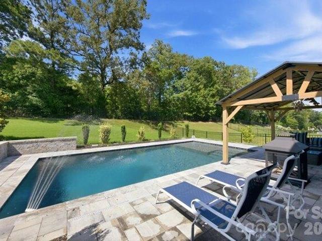 house with 5 bedroom, Troutman NC ES104902296