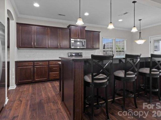 house with 5 bedroom, Troutman NC ES104908533