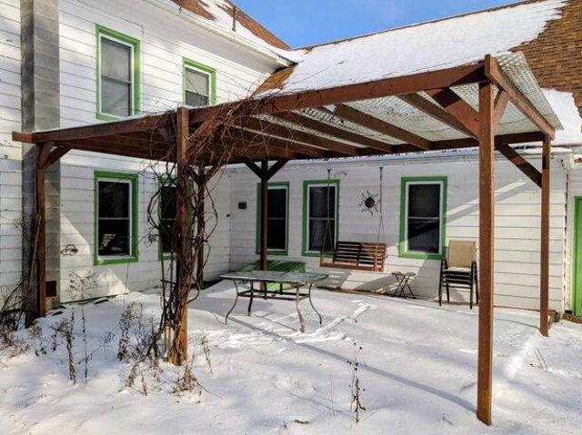 house with 5 bedroom, Troy VT DLS102255086