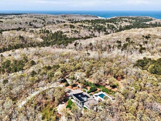 house with 5 bedroom, Truro MA DS104188709