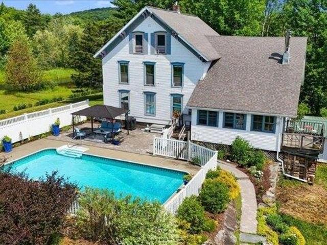 house with 5 bedroom, Underhill VT DS104410586