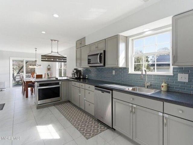 house with 5 bedroom, Union Beach NJ DS102559595
