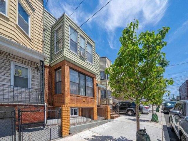 house with 5 bedroom, Union City NJ DS103159481