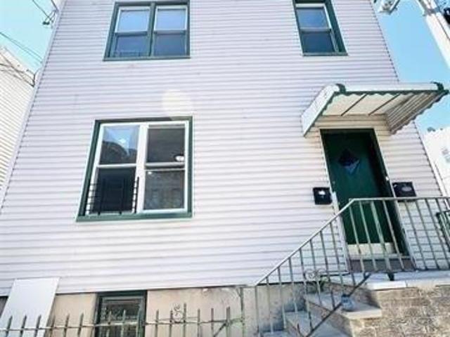 house with 5 bedroom, Union City NJ ES104848692