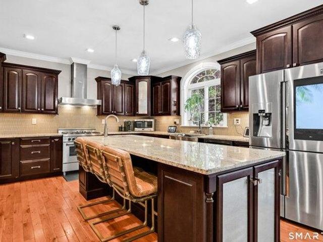 house with 5 bedroom, Union CT DS104152761