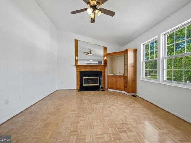 house with 5 bedroom, Upper Marlboro MD ES103602905