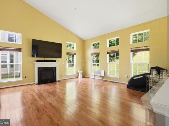 house with 5 bedroom, Upper Marlboro MD ES104907736