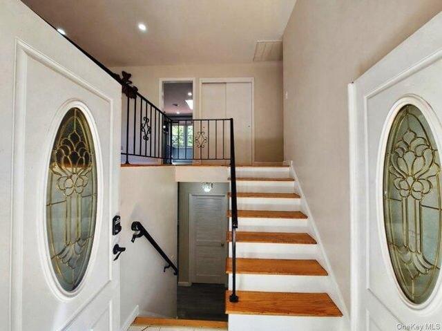 house with 5 bedroom, Valley Cottage NY DS102528383
