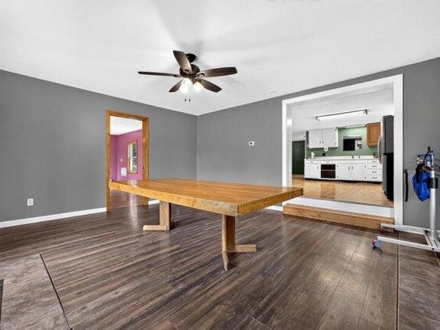 house with 5 bedroom, Vassalboro ME ES105123801