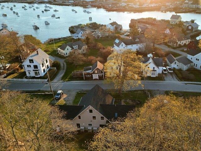 house with 5 bedroom, Vinalhaven ME ES103967346