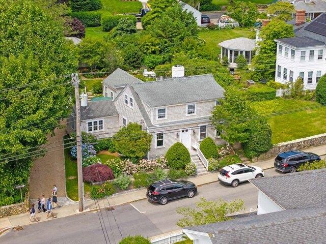 house with 5 bedroom, Vineyard Haven MA ES105108509