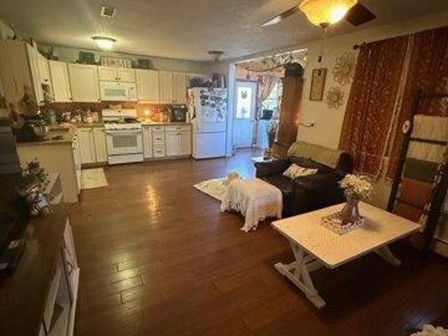 house with 5 bedroom, Voluntown CT ES102828167