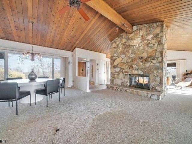 house with 5 bedroom, Wanaque NJ DLS102728250