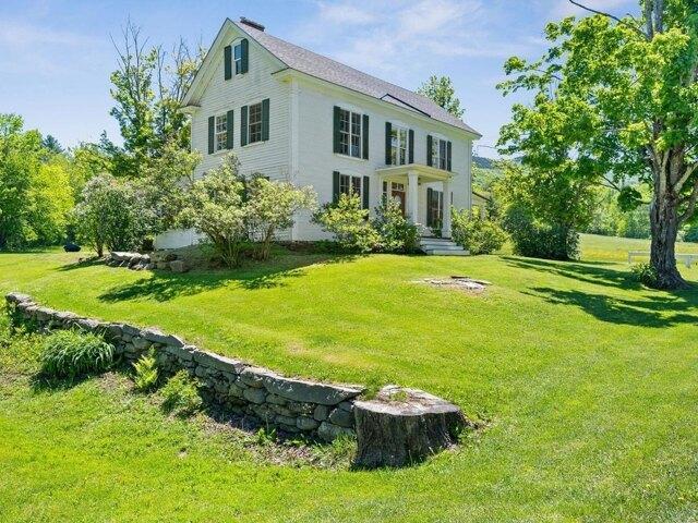 house with 5 bedroom, Waitsfield VT ES103435402