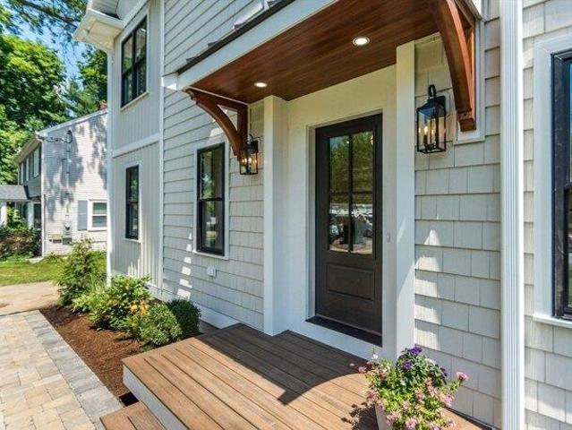 house with 5 bedroom, Waltham MA DS104296290