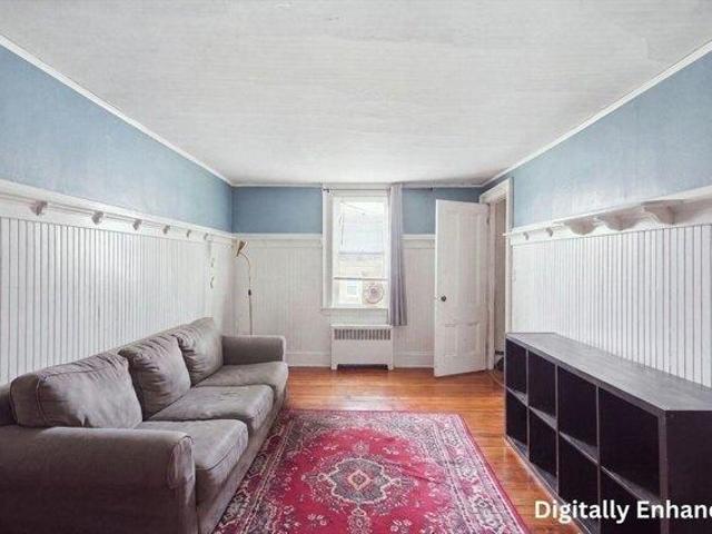 house with 5 bedroom, Waltham MA ES104807794