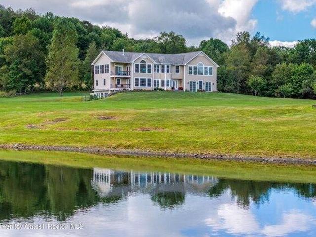 house with 5 bedroom, Walton NY ES104903042