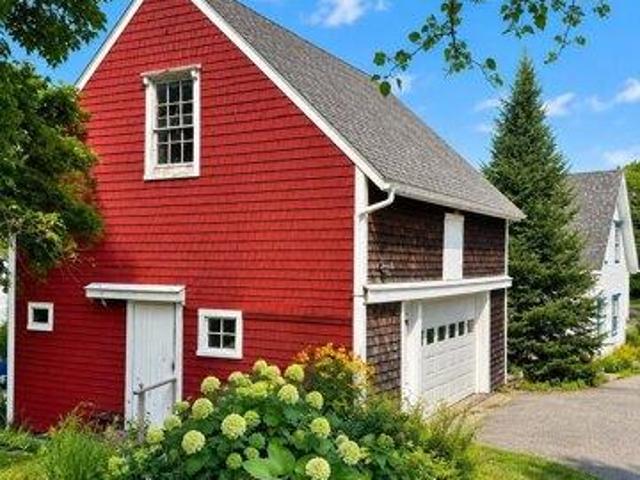 house with 5 bedroom, Waldoboro ME ES105279574