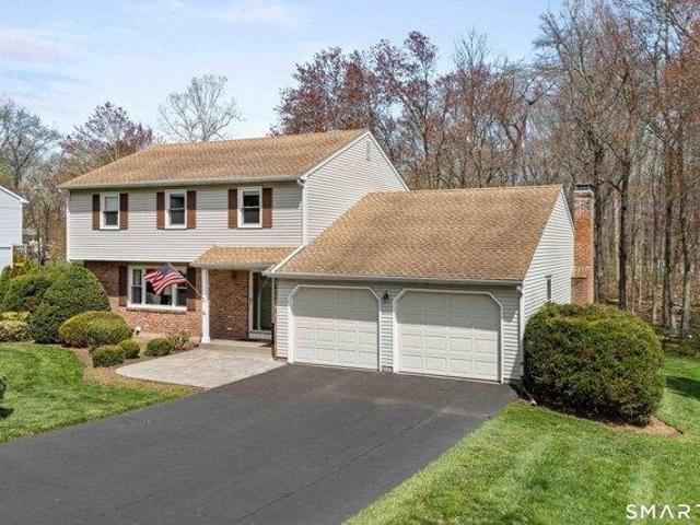 house with 5 bedroom, Wallingford CT DLS102529447