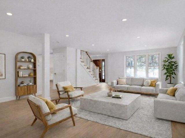 house with 5 bedroom, Walpole MA DS103074102