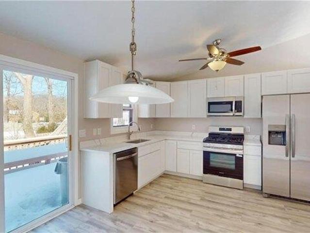 house with 5 bedroom, Warwick RI DLS101528185