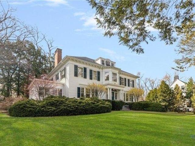house with 5 bedroom, Warwick RI DS102634722