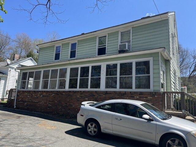 house with 5 bedroom, Ware MA ES103773997