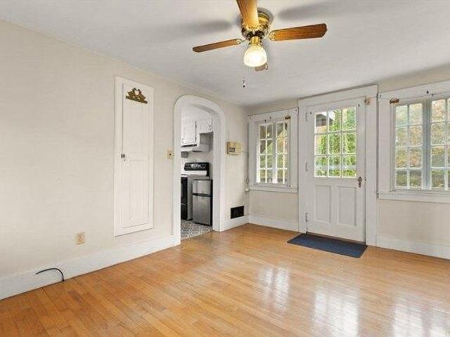 house with 5 bedroom, Wareham MA DLS102371708