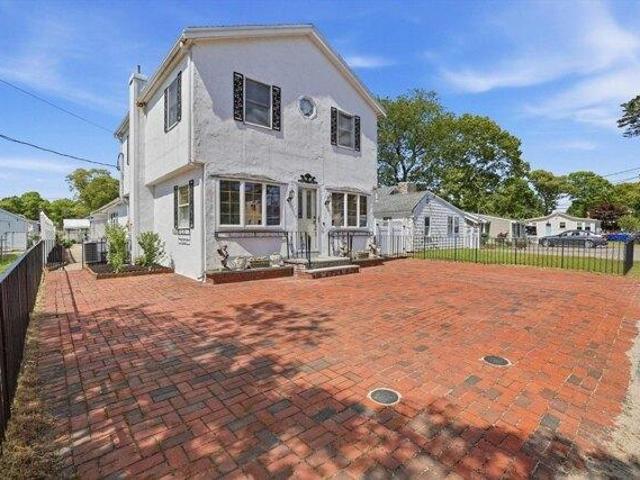house with 5 bedroom, Wareham MA DS104116105
