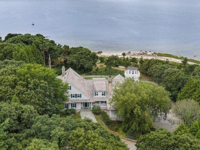 house with 5 bedroom, Wareham MA ES105205019