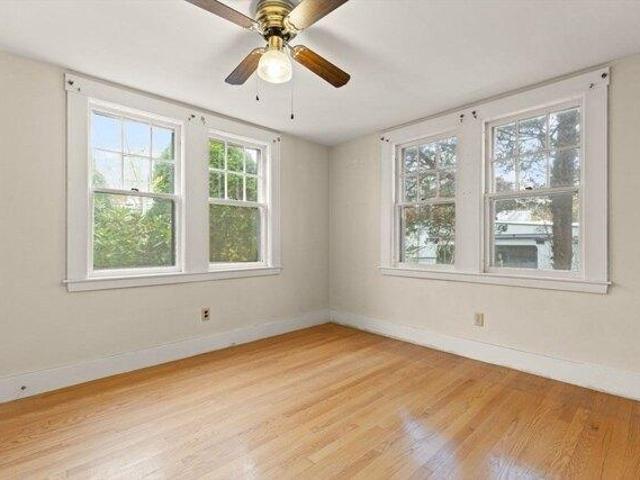 house with 5 bedroom, Wareham MA ES103034706