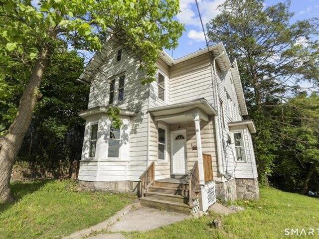 house with 5 bedroom, Waterbury CT DS104113918