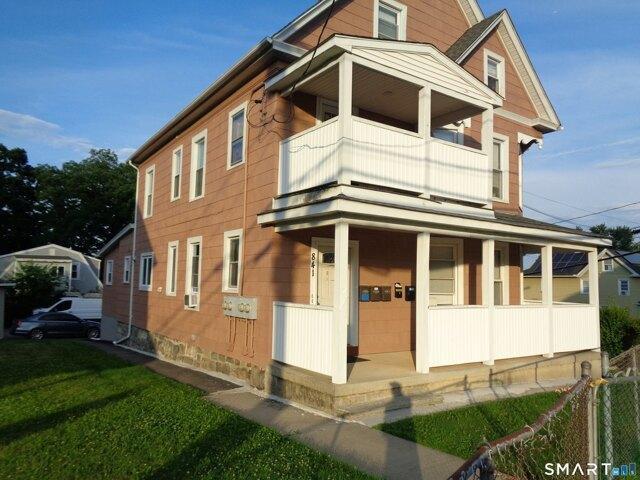 house with 5 bedroom, Waterbury CT ES104512923